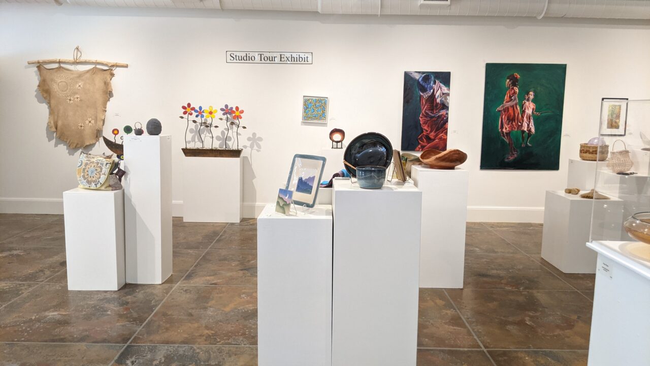 Exhibition Archive - Toe River Arts